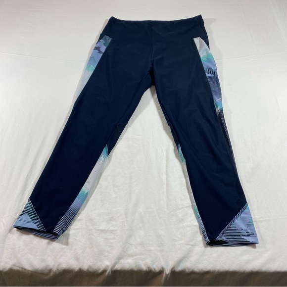 Bally | Pants & Jumpsuits | Bally Capri Leggings Workout Capri Pants ...